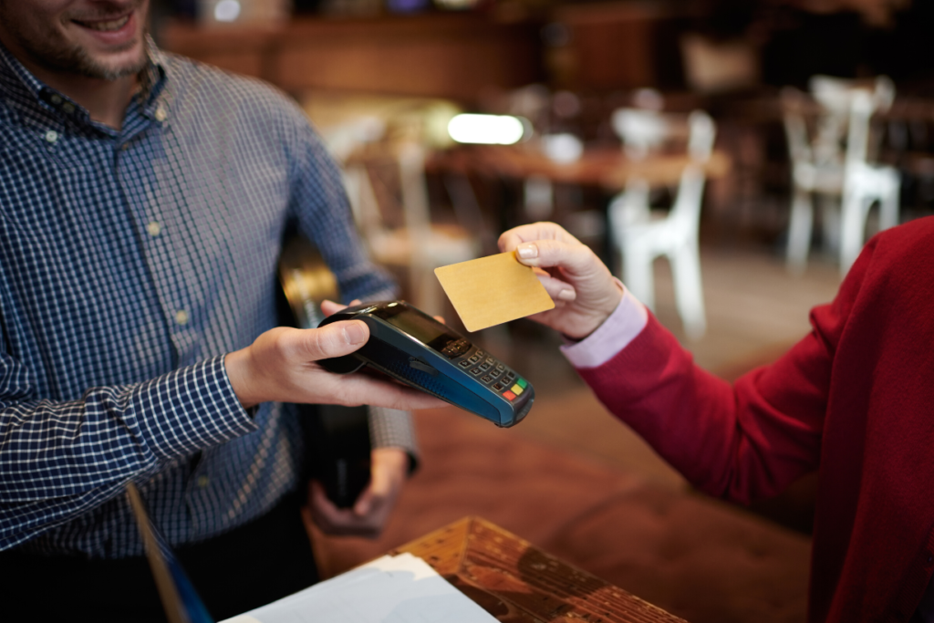 Issuer Processor vs Merchant Acquirer | Meanings & Examples - Carta ...